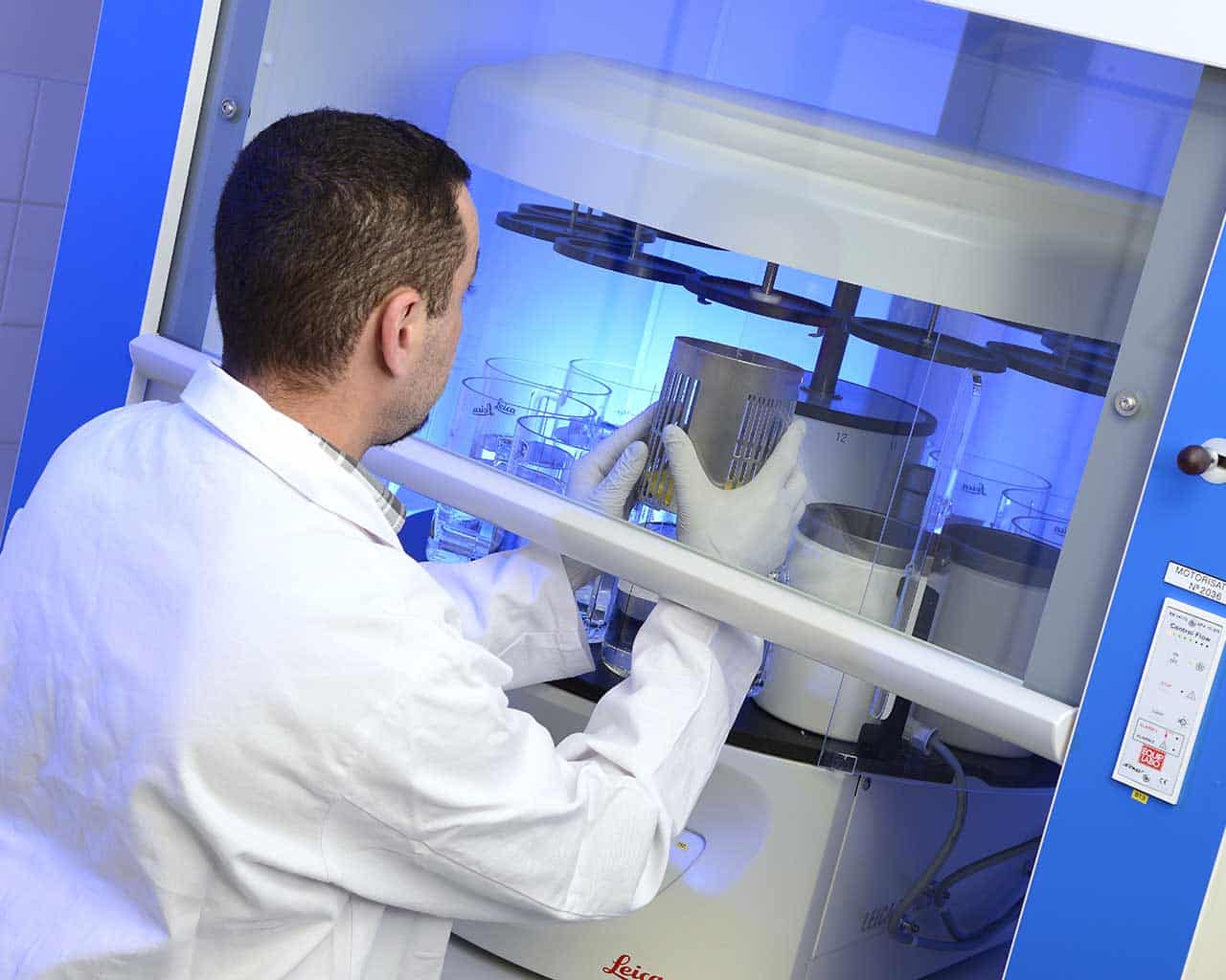 Sample and slide preparation - Histology - QIMA Life Sciences